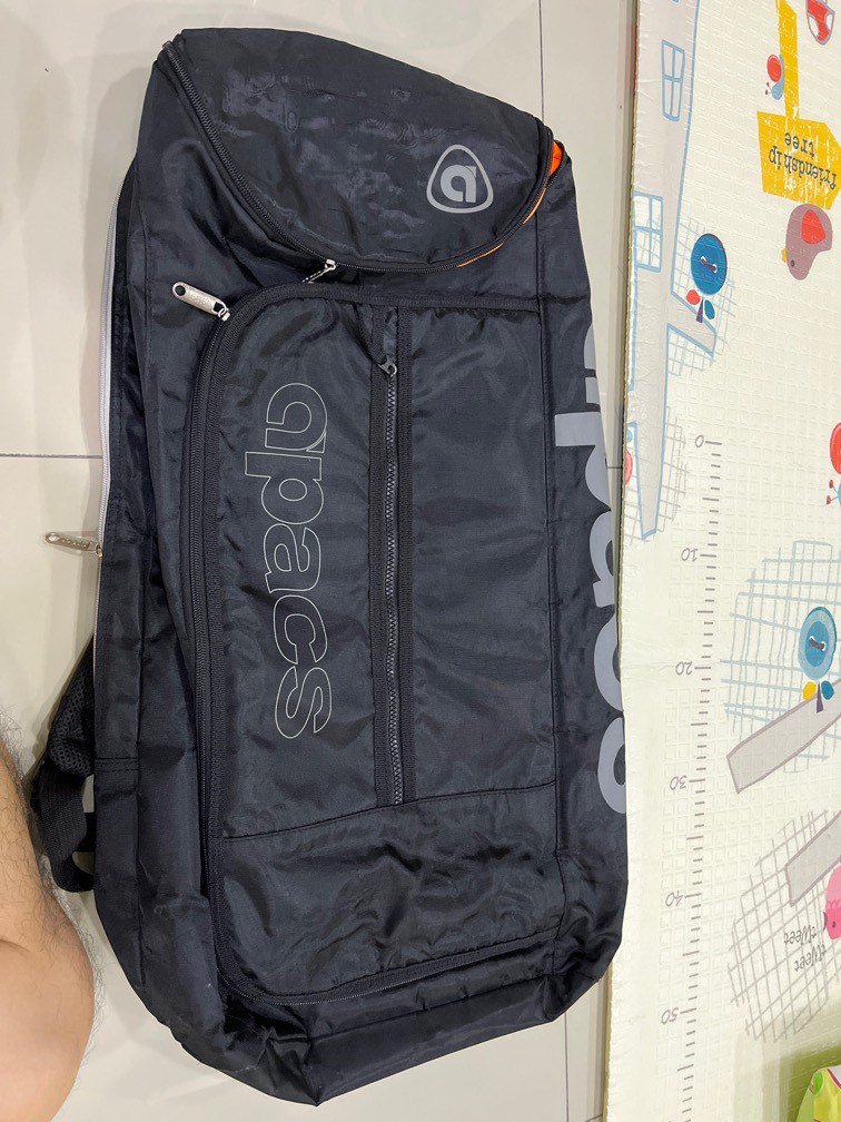 Apacs badminton backpack bag, Men's Fashion, Bags, Backpacks on Carousell