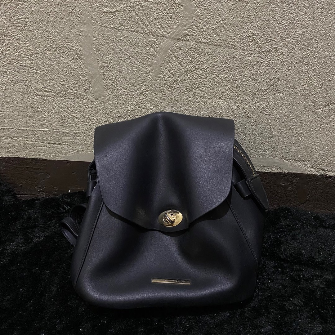 Girbaud original Backpack, Women's Fashion, Bags & Wallets, Backpacks ...