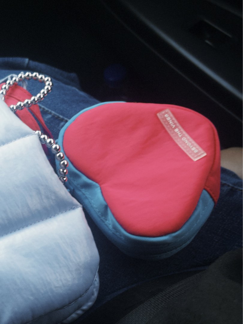 Beyond the vines (btv) heart wallet in pink/blue, Women's Fashion, Bags ...