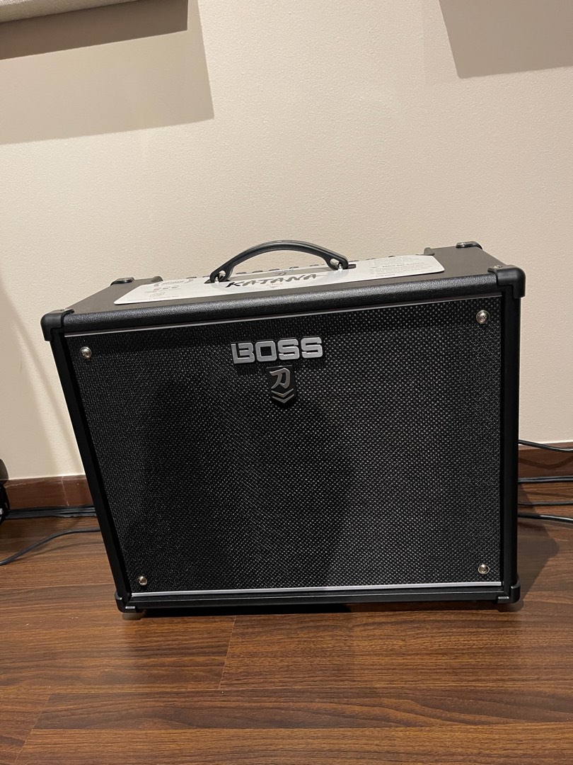 BOSS Katana 100 - 1x12Inch Mark 2 Guitar Amplifier, Hobbies & Toys ...