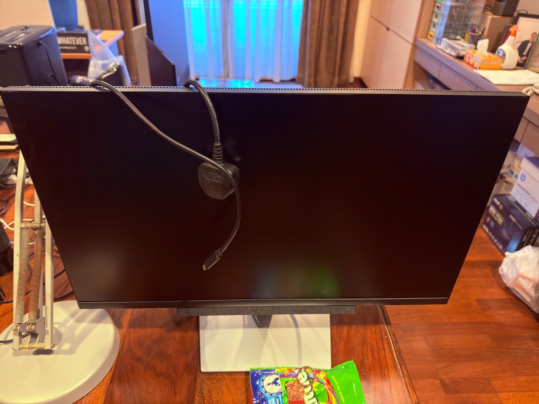 Dell 27 inch P2722HE Type-C monitor with additional magnetic USB ...