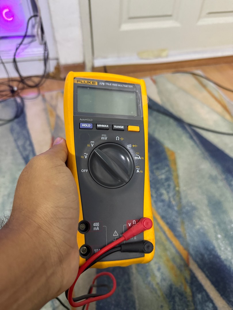 FLUKE 175 True RMS multimeter, TV & Home Appliances, Electrical, Adaptors & Sockets on Carousell