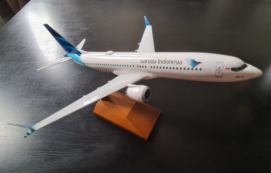 Garuda Indonesia Aircraft Airplane Boeing 737 Max Jet Scale 1/130 Model ...