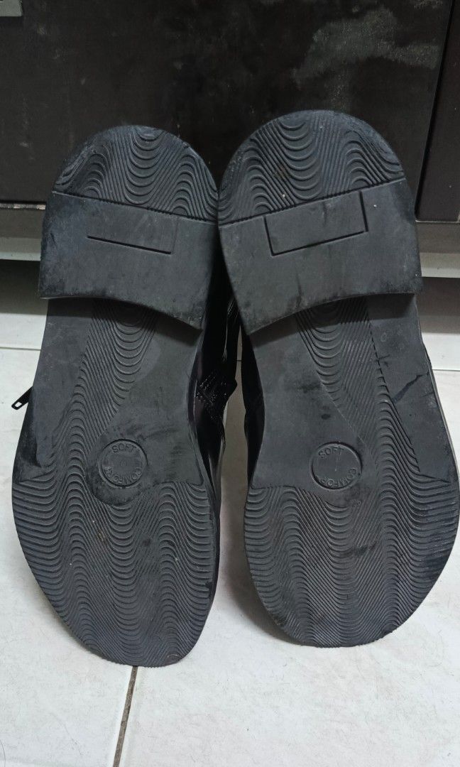 Kasut Kulit Saiz 7, Men's Fashion, Footwear, Boots on Carousell