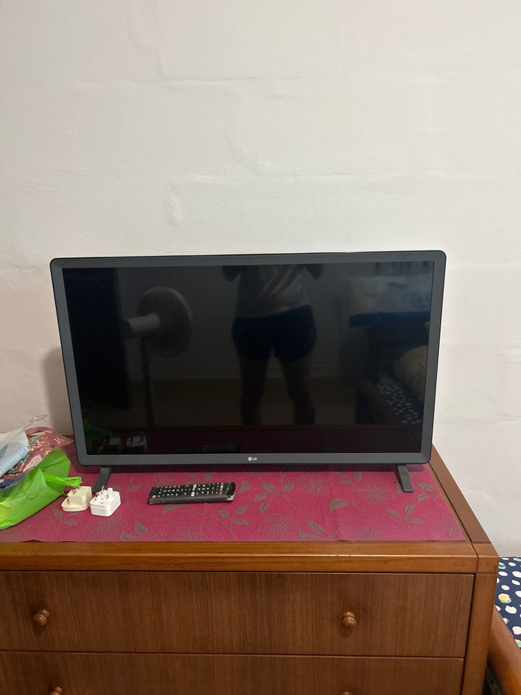 LG Smart TV 32 Inch, TV & Home Appliances, TV & Entertainment, TV on ...