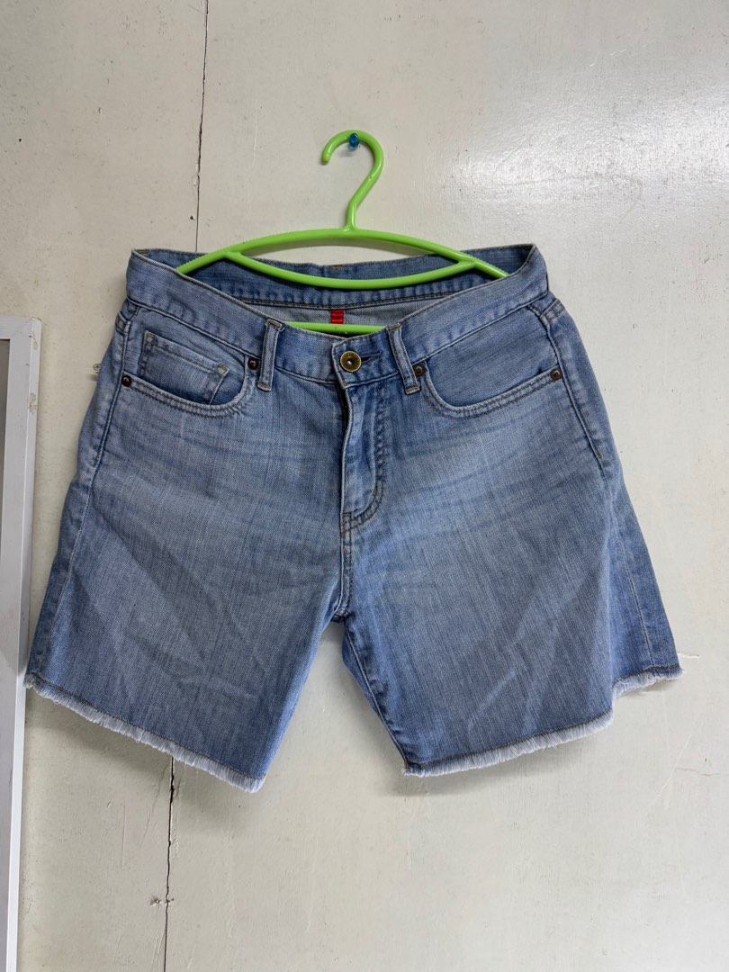 maong short, Women's Fashion, Bottoms, Shorts on Carousell