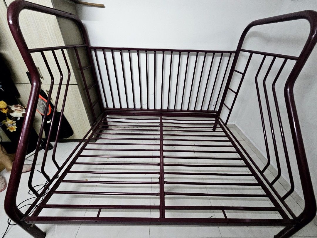 Metal bed frame, Katil besi, Furniture & Home Living, Furniture, Bed ...