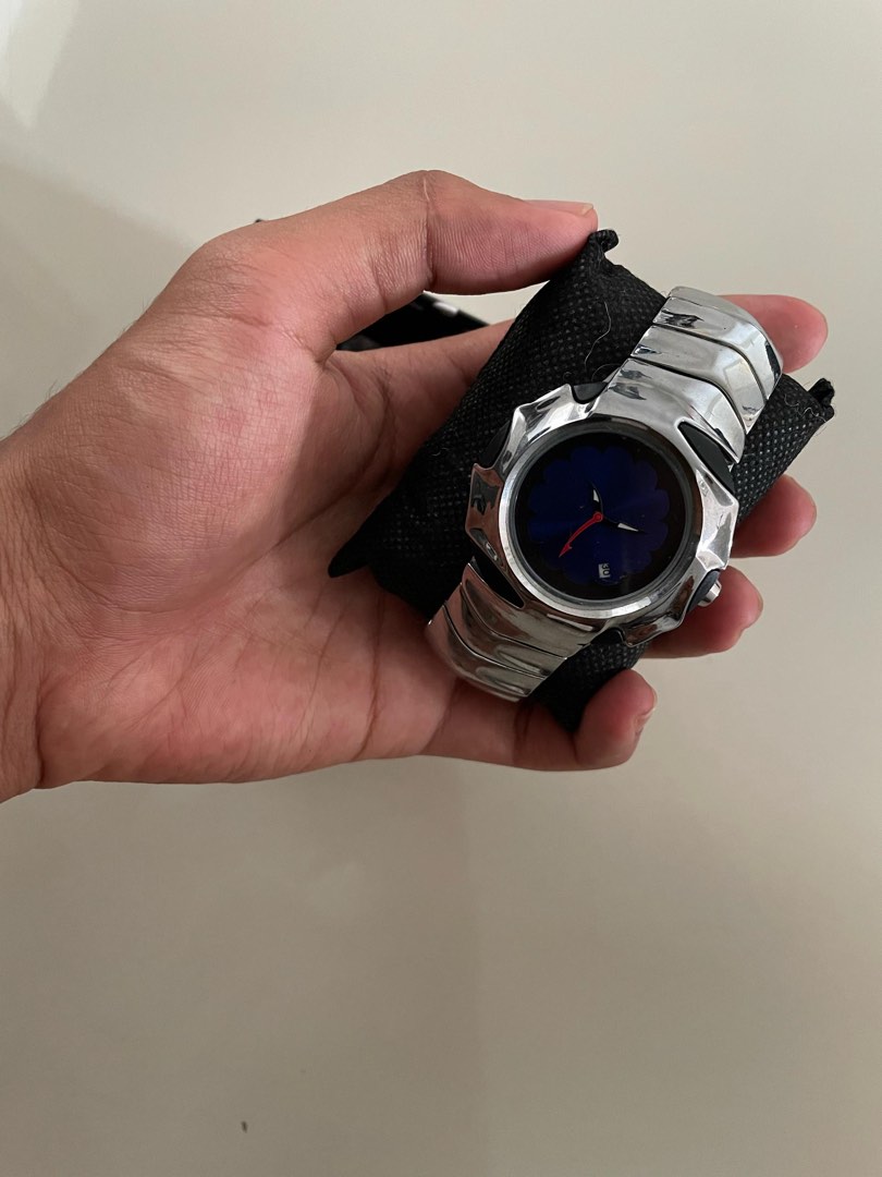 Like Oakley Blade Watch , Men's Fashion, Watches & Accessories, Watches ...