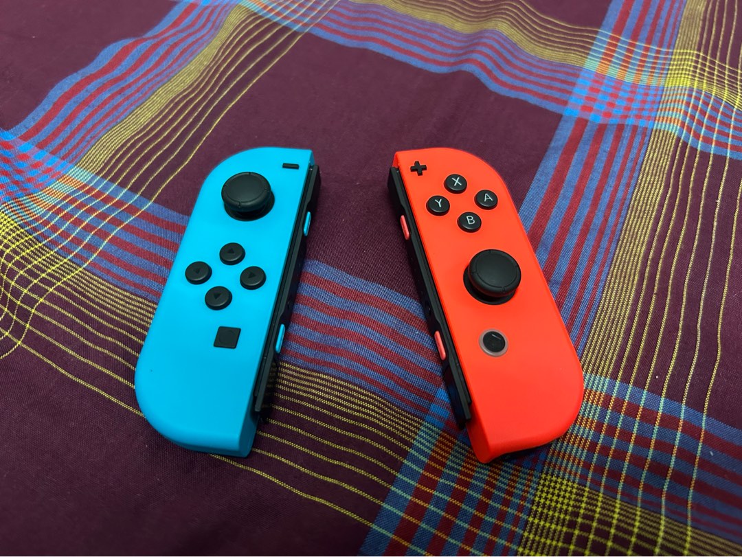 Original Joycon Red & Blue, Video Gaming, Video Game Consoles, Nintendo ...