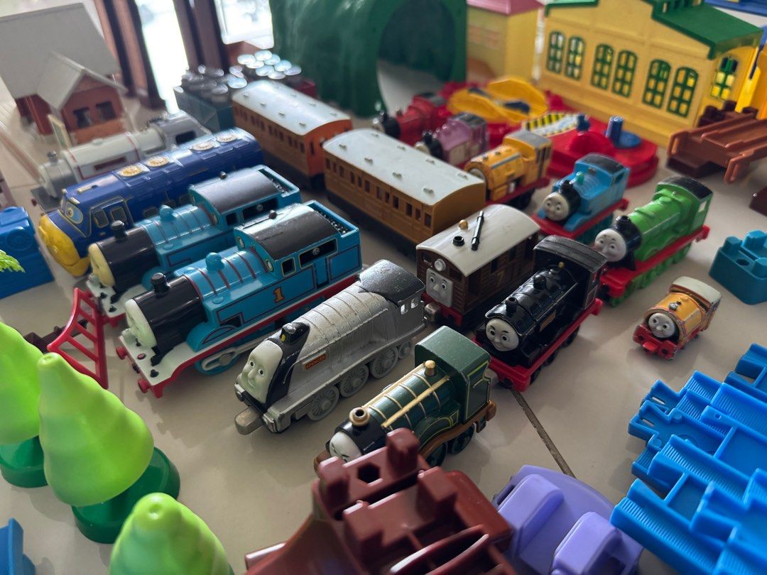Original takara tomy thomas and friends set, Hobbies & Toys, Toys ...