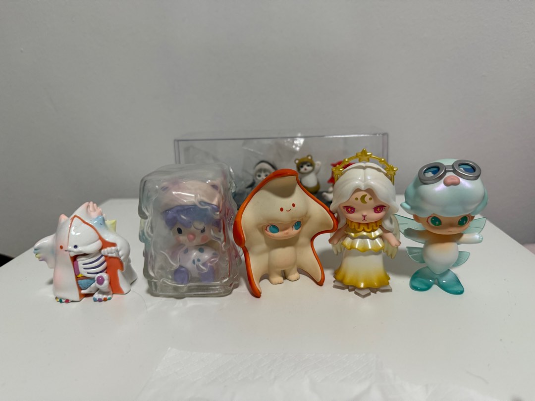 Popmart dimoo sweet bean bunny Yuki, Hobbies & Toys, Memorabilia ...