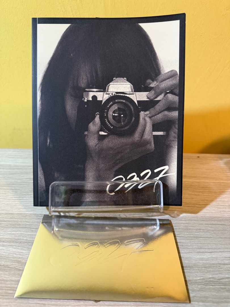 (SALE) 2020 Lisa 0327 Volume 1 Photobook Set (Unsealed) Blackpink ...