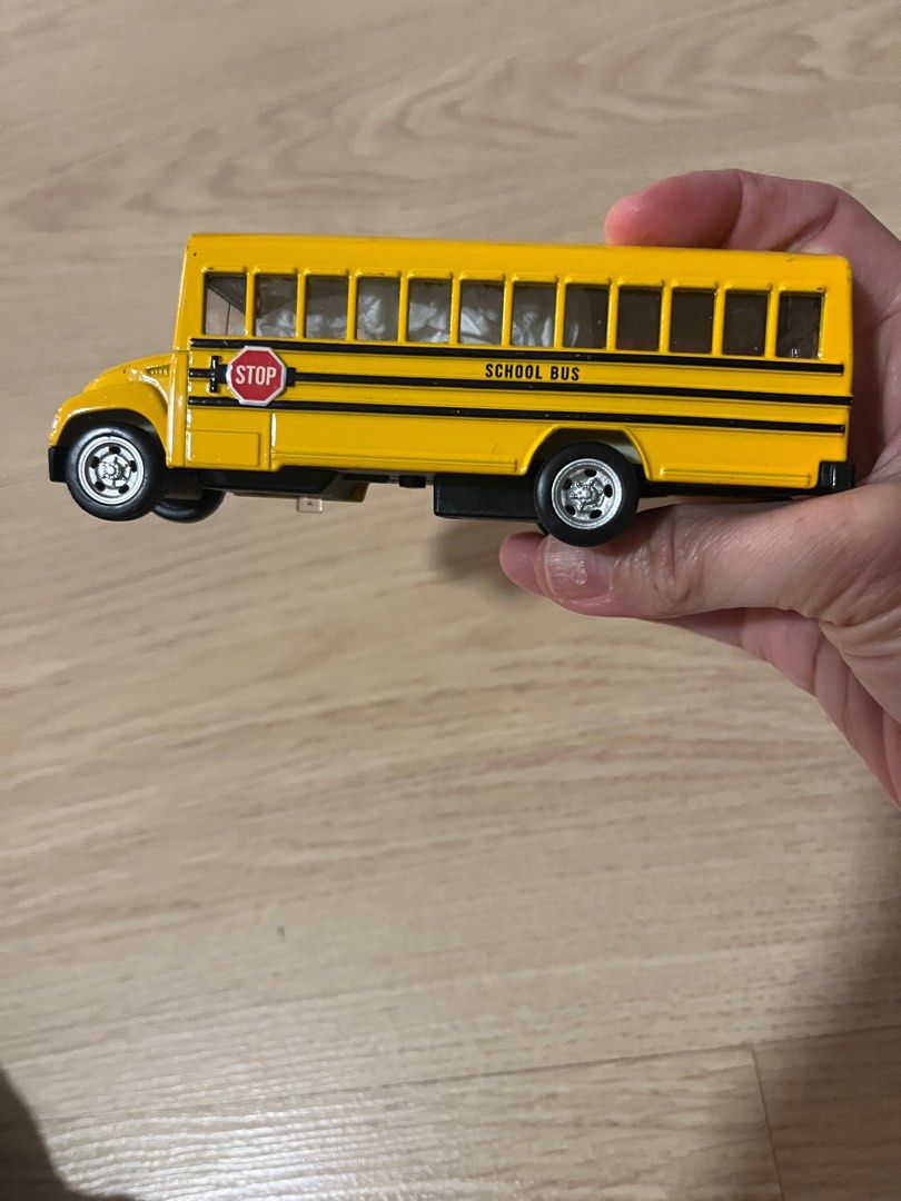 School bus ( door can open and close ), Hobbies & Toys, Toys & Games on ...