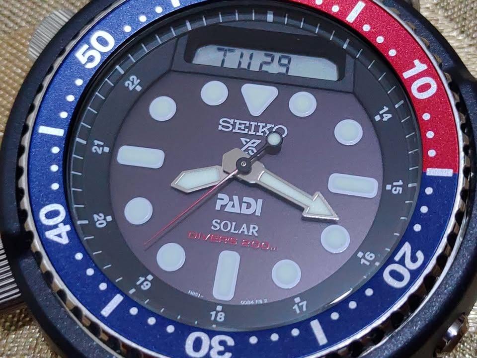 Seiko Prospex Solar Tuna SNJ027 PADI Arnie reissue diver's watch, Men's ...