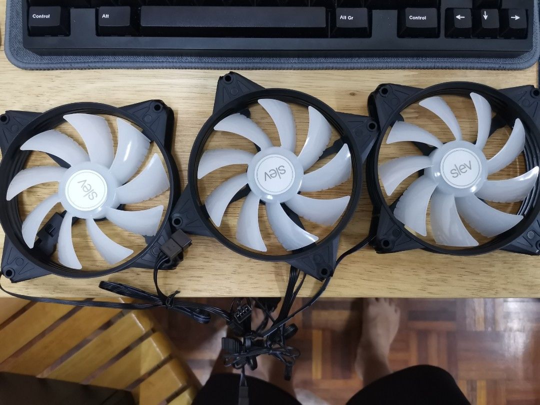 Slevcase INSIGHT, matx case, Computers & Tech, Parts & Accessories ...