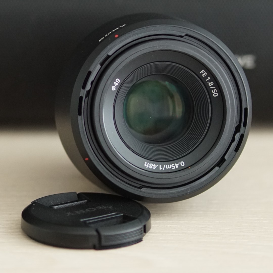 Sony Full Frame 50mm FE F/1.8, Photography, Lens & Kits on Carousell