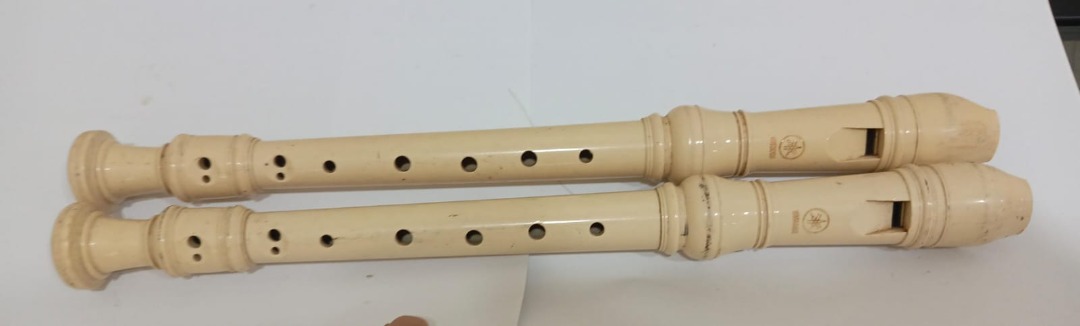 TAKE ALL - Suling/Seruling Yamaha 2 Buah, Antik, Pajangan di Carousell