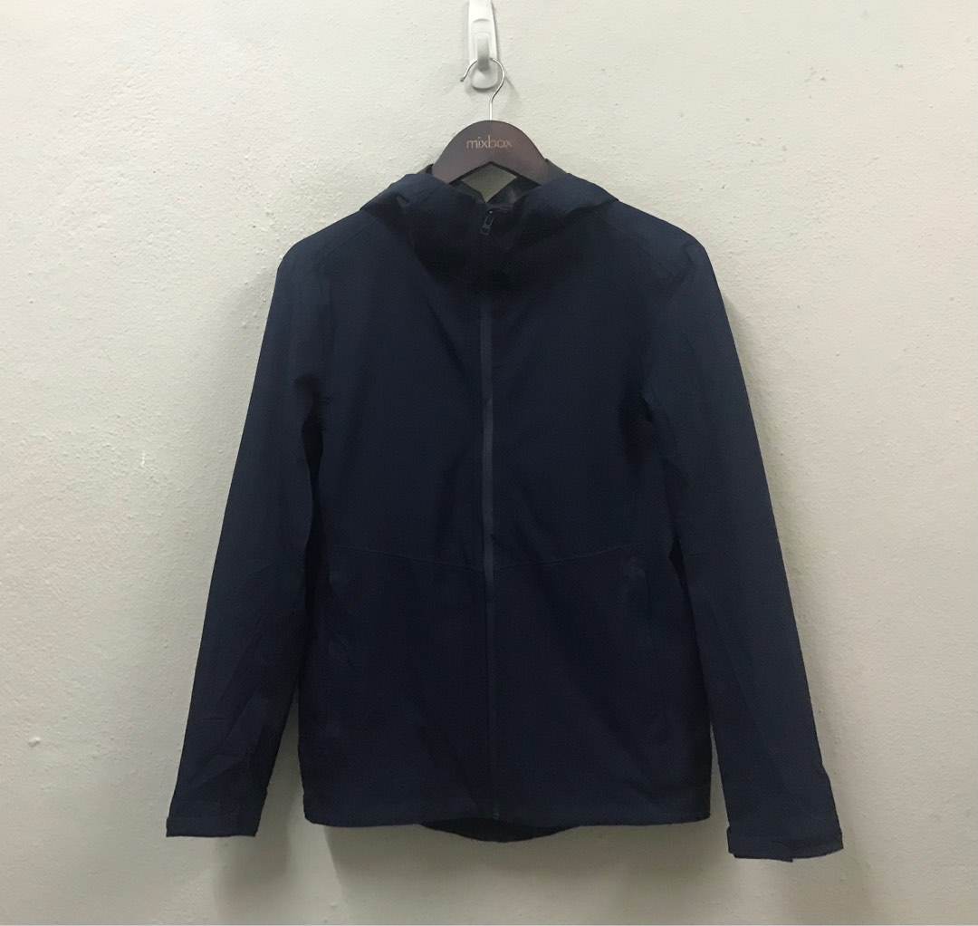 Uniqlo Waterproof Parka Jacket, Men's Fashion, Coats, Jackets and ...