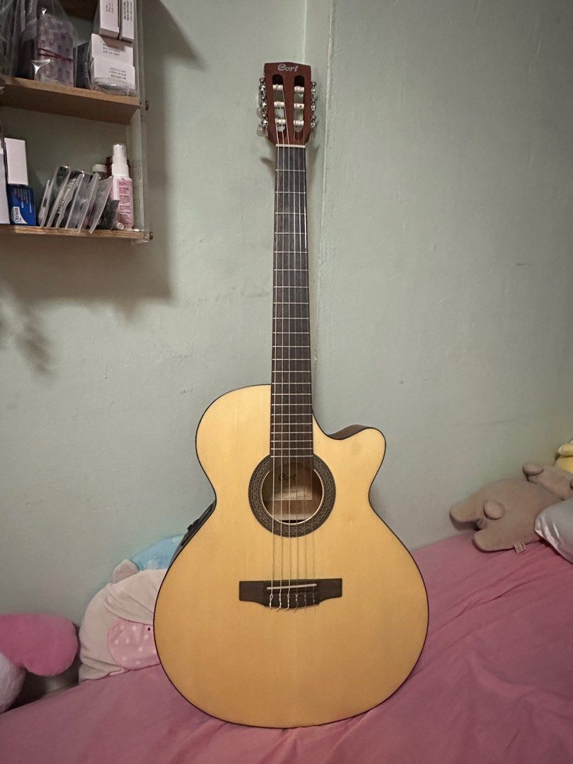 Cort CEC1-OP Classical Guitar, Hobbies & Toys, Music & Media, Musical ...