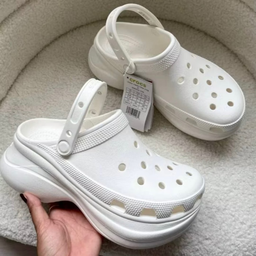 crocs classic clog Crocs Classic Bae Clog Sandal wanita Crocs classic ...