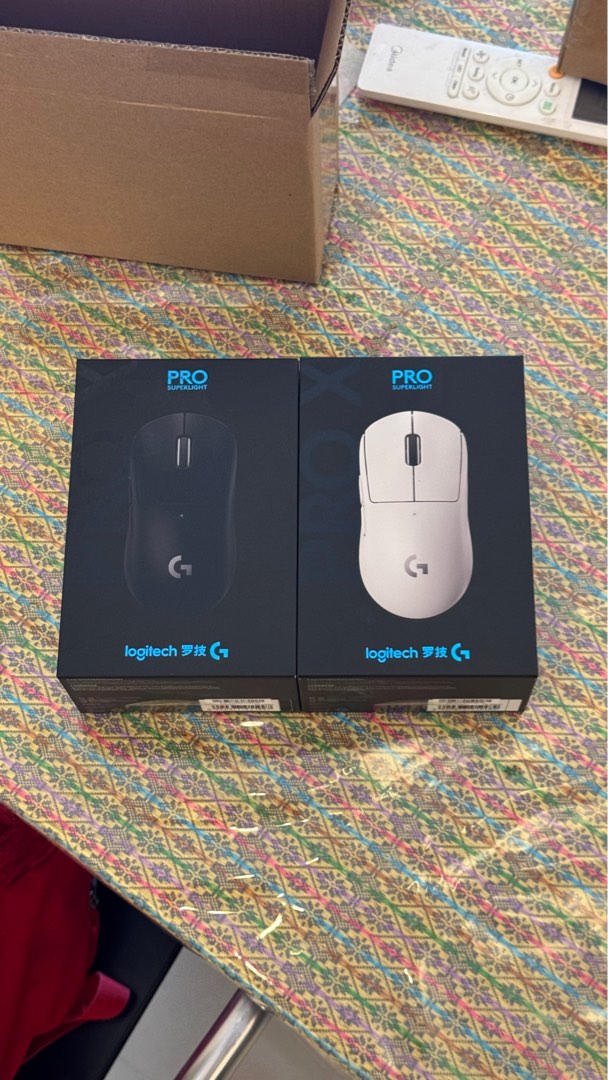 Logitech Superlight (LOCAL) Gaming Mouse, Computers & Tech, Parts ...