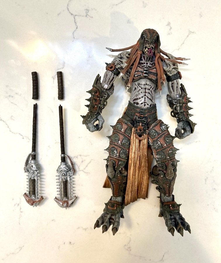 NECA Gears of War 2 Series 6 Skorge 100% Complete with Accessories ...