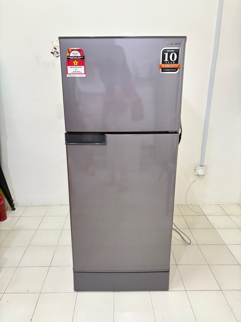 Peti ais SHARP Refrigerator 170L Huggy Series 2 Door Fridge, TV & Home ...