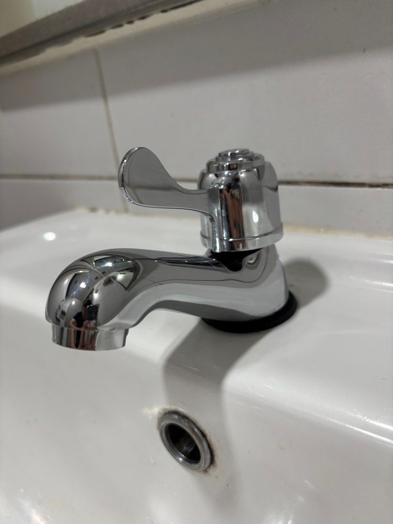 Showy - QUARTER TURN SINGLE LEVER BASIN TAP / PUB Approved / Bathroom ...