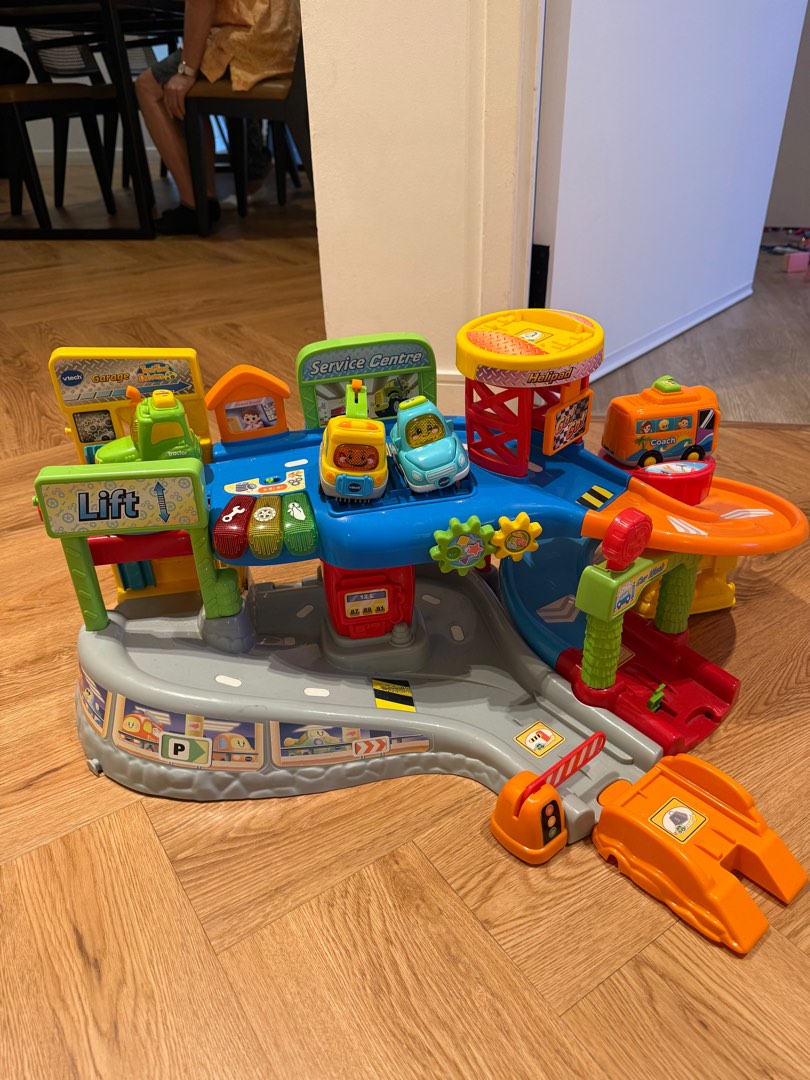 Vtech Car Garage and Service Centre, Hobbies & Toys, Toys & Games on ...
