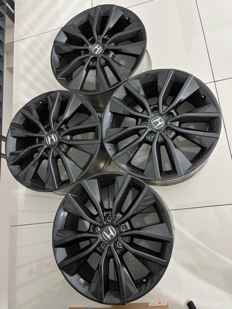 [ ORIGINAL ] Honda HRV 18 inch rim 2024 [ 95% new ], Auto Accessories ...