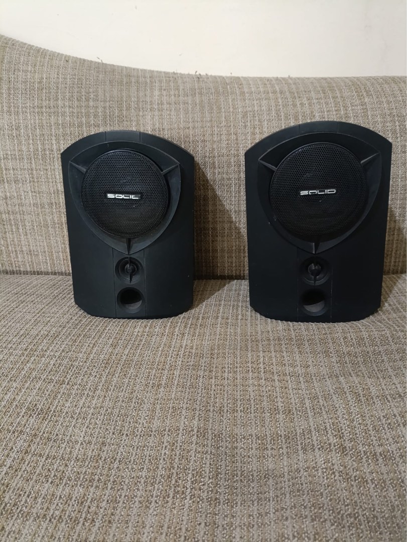 B&W (Bowers & Wilkins) Rock Solid speakers, Elektronik, Audio di Carousell