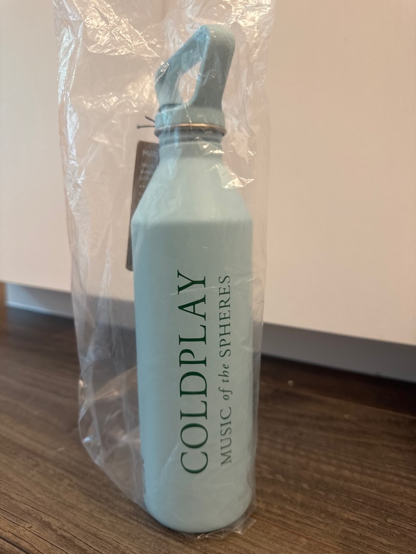 Coldplay 香港啟德 Airside POP UP store周邊商品 水樽 water bottle , 傢俬＆家居, 廚具和餐具 ...