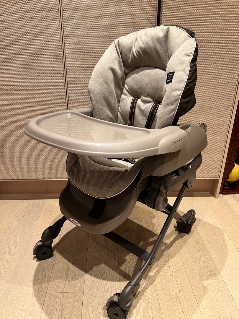 Combi High Chair Auto Swing BEDi 搖搖餐椅電動版（日本版）, 兒童＆孕婦用品, 兒童傢具, 兒童傢具 - 桌子 ...