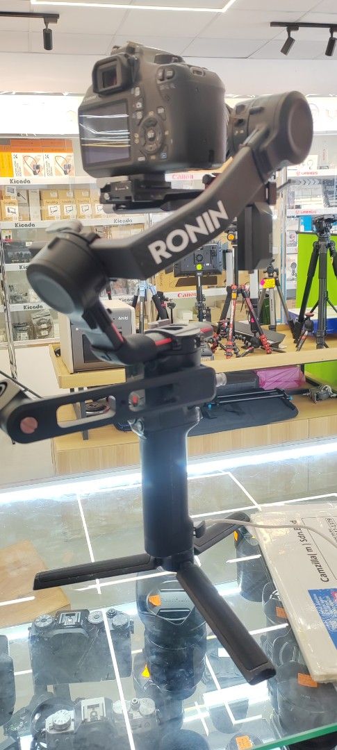 DJI Ronin RS2 Pro, Photography, Photography Accessories, Gimbals & Stabilisers on Carousell