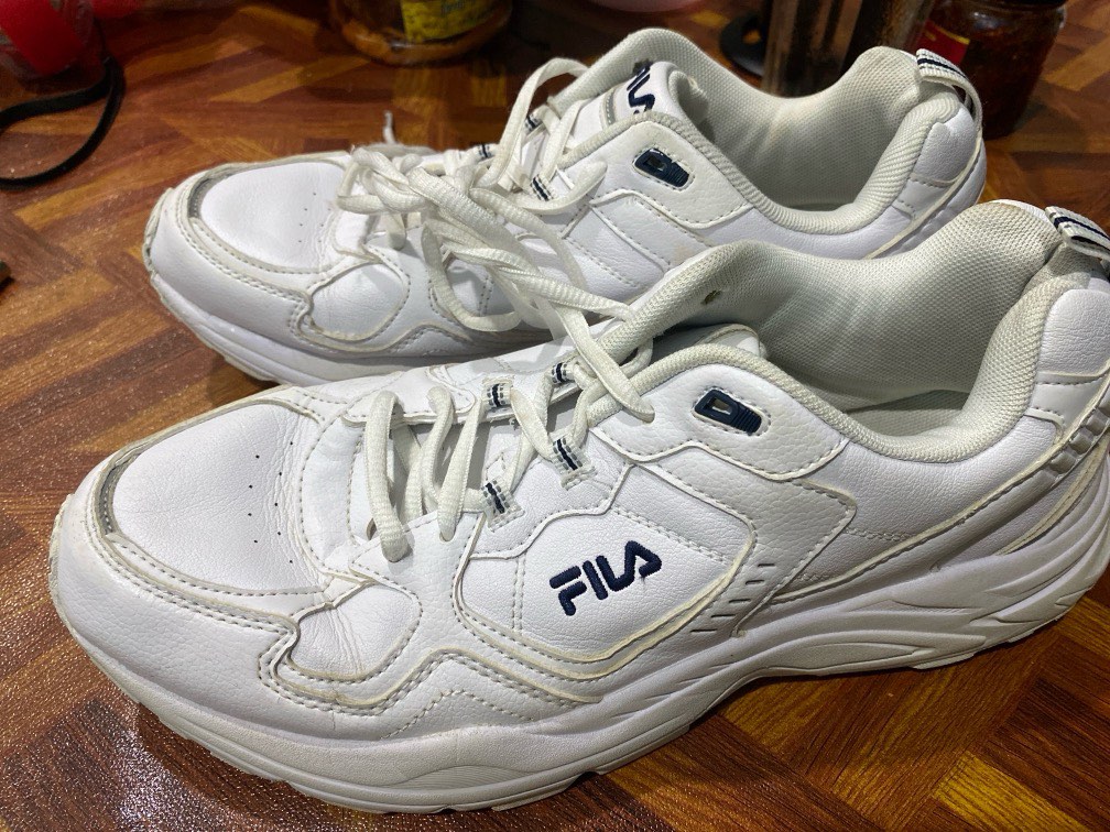 fila ranger v2, Women's Fashion, Footwear, Sneakers on Carousell