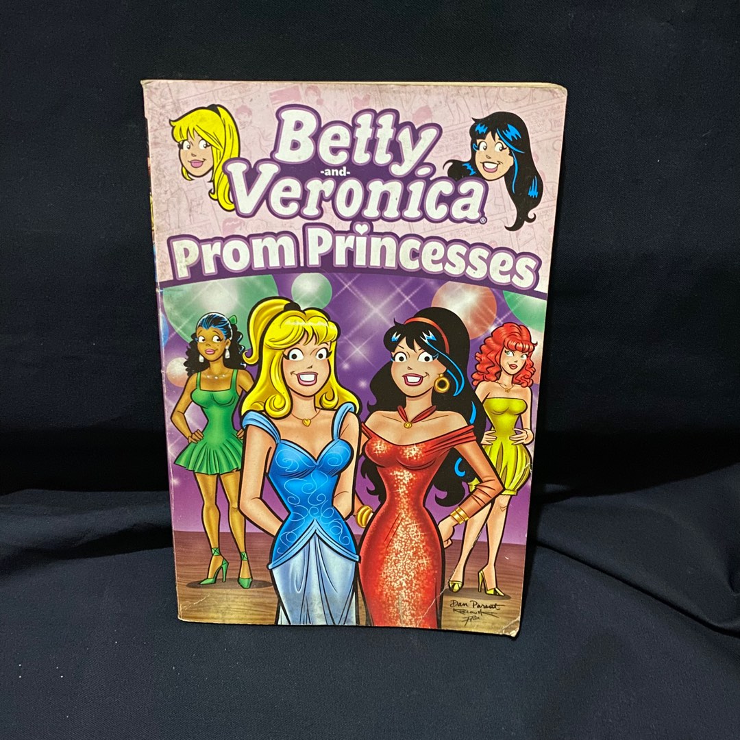 Komik TPB Betty and Veronica Prom Princesses, Buku & Alat Tulis, Komik ...