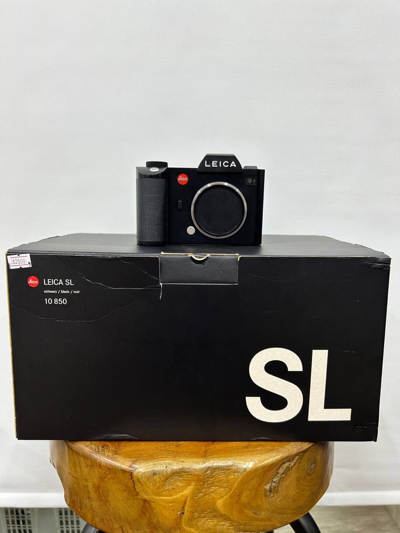 LEICA SL TYPE 601, Photography, Cameras on Carousell