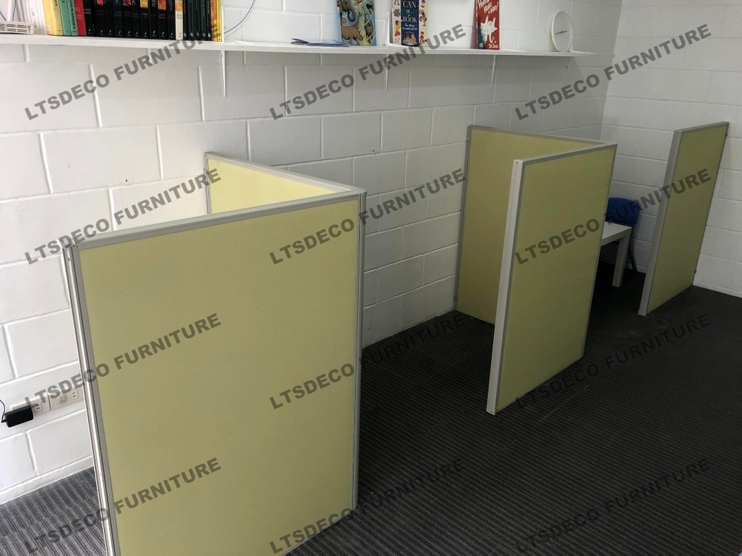 LOW PANEL WORKSTATION PARTITIONS / OFFICE PARTITIONS, Furniture & Home ...