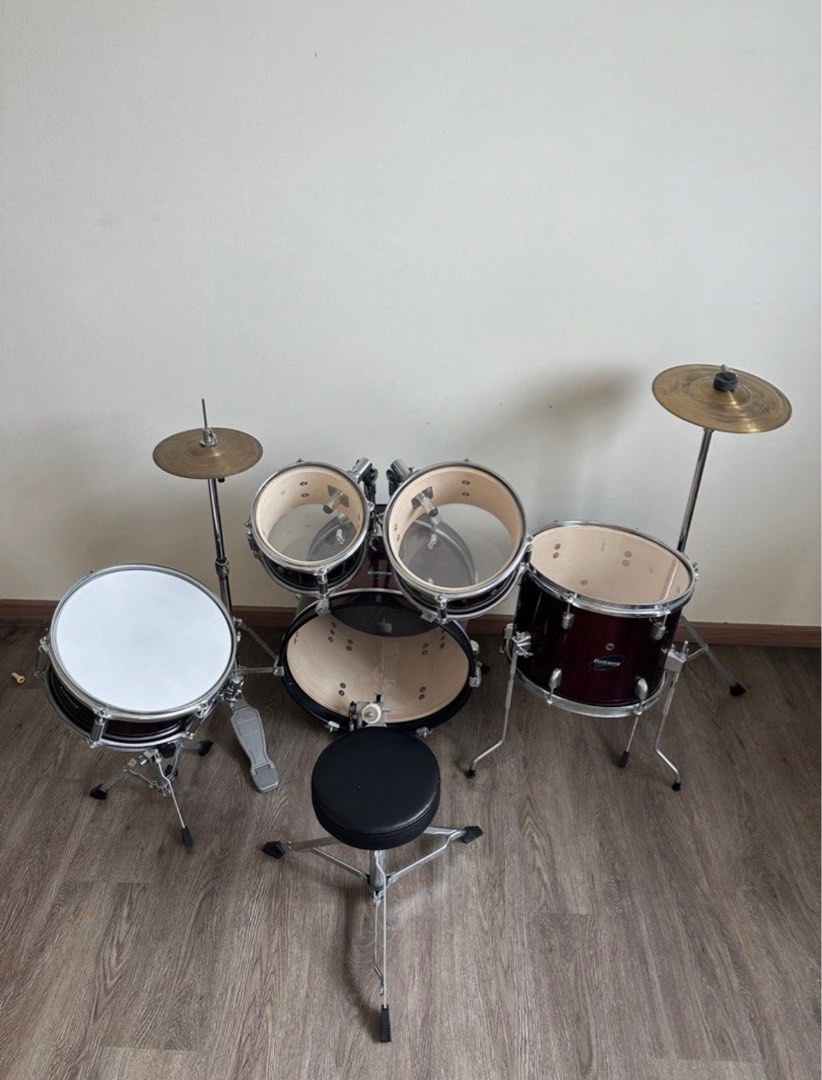 Ludwig Junior Kid Drum Set, Hobbies & Toys, Music & Media, Musical ...