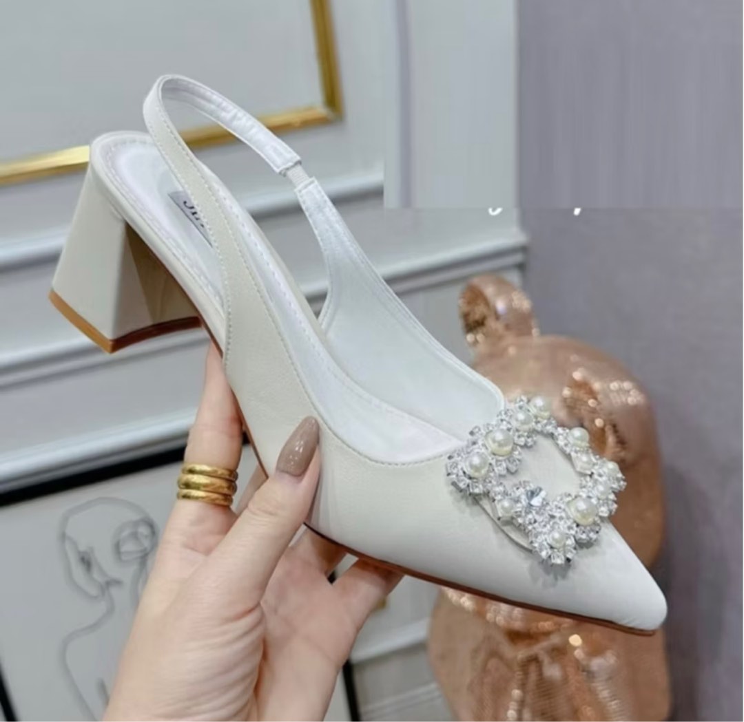 Nikah heels offwhite, Women's Fashion, Footwear, Heels on Carousell