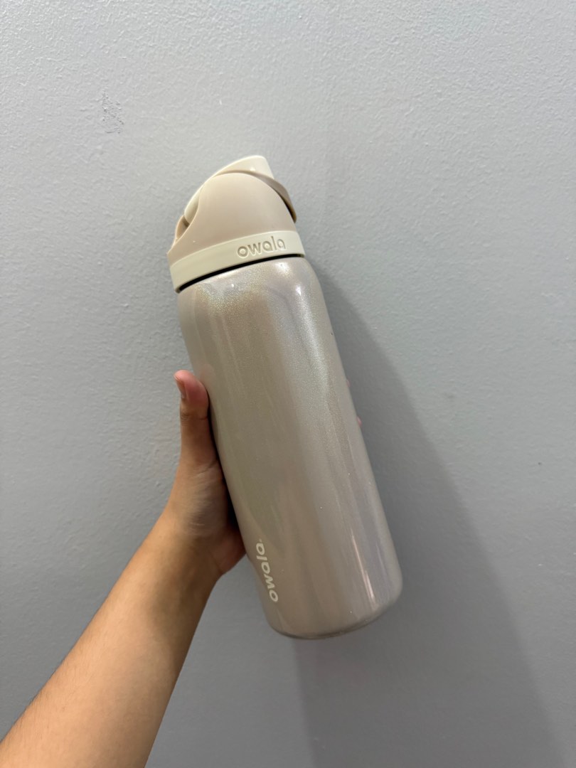 Owala Holiday Magic 32oz - LAST PRICE, Furniture & Home Living ...