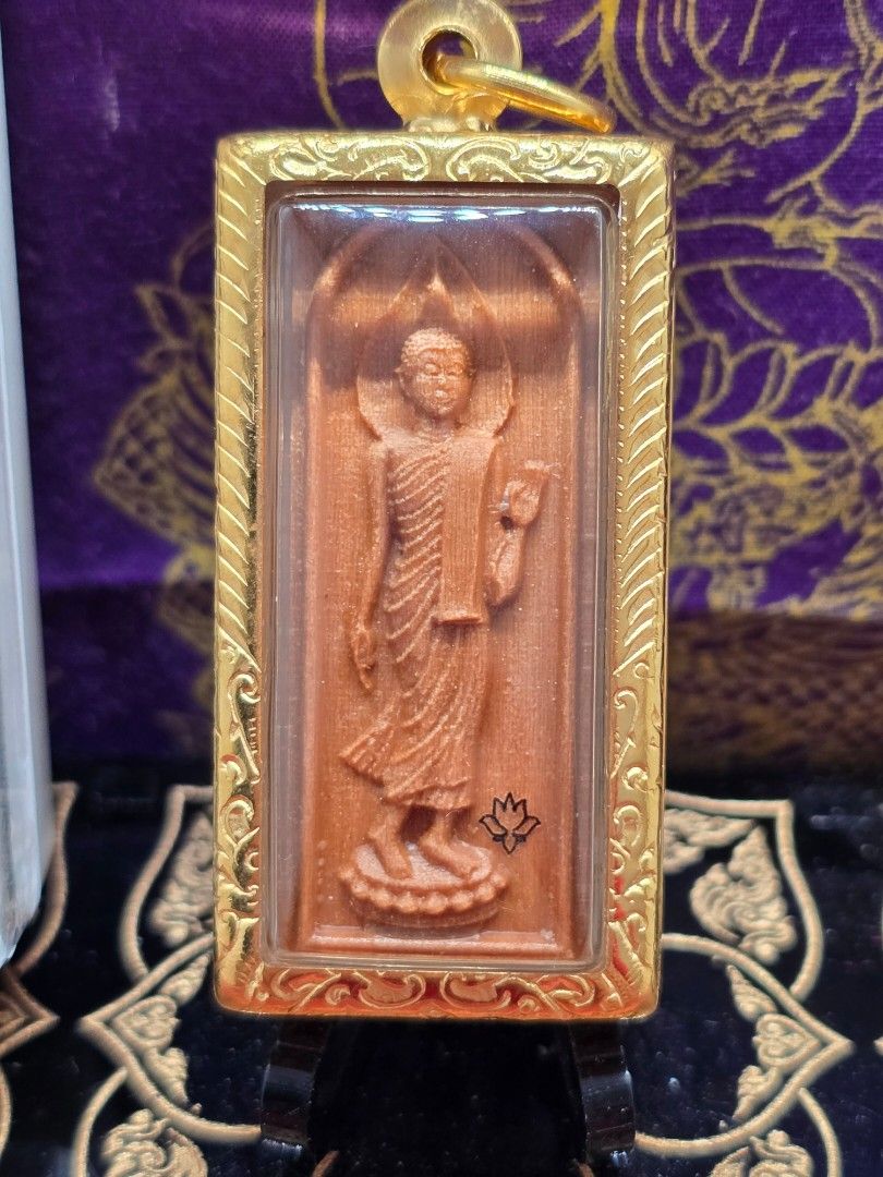 Phra leela (yant krop)opposite direction yant (special old temple wood ...