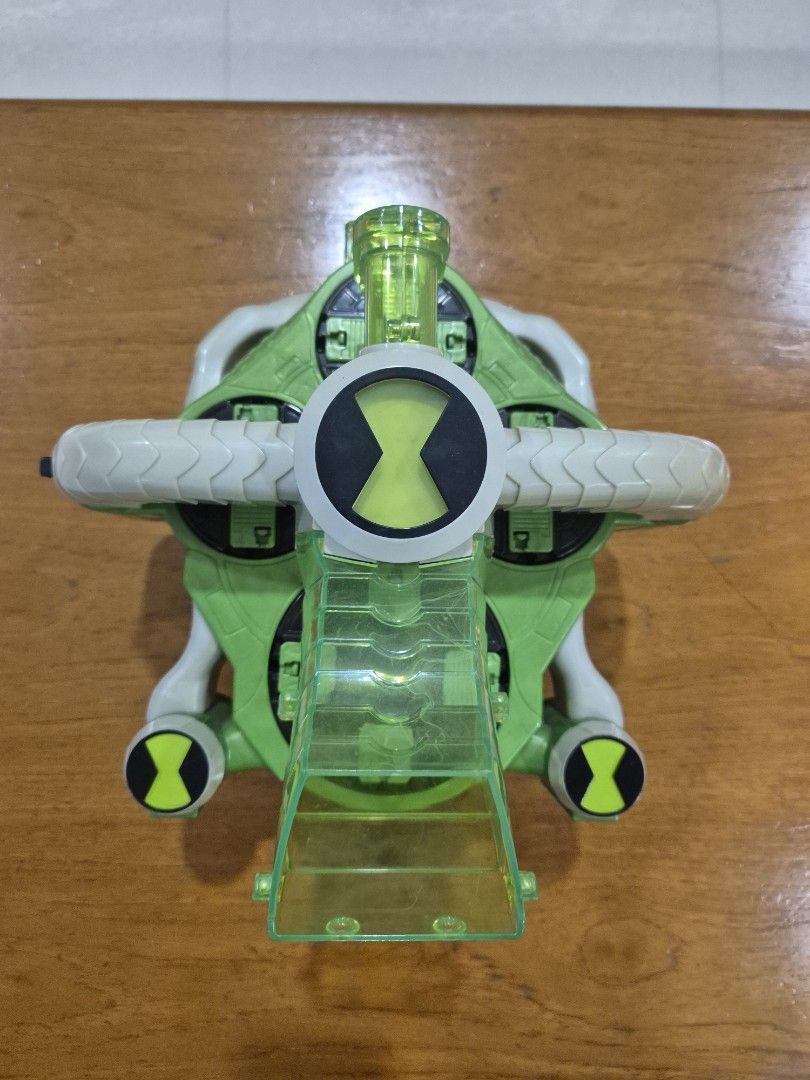RARE 2010 Ben 10 Ultimate Alien Creation Laboratory Playset, Hobbies ...