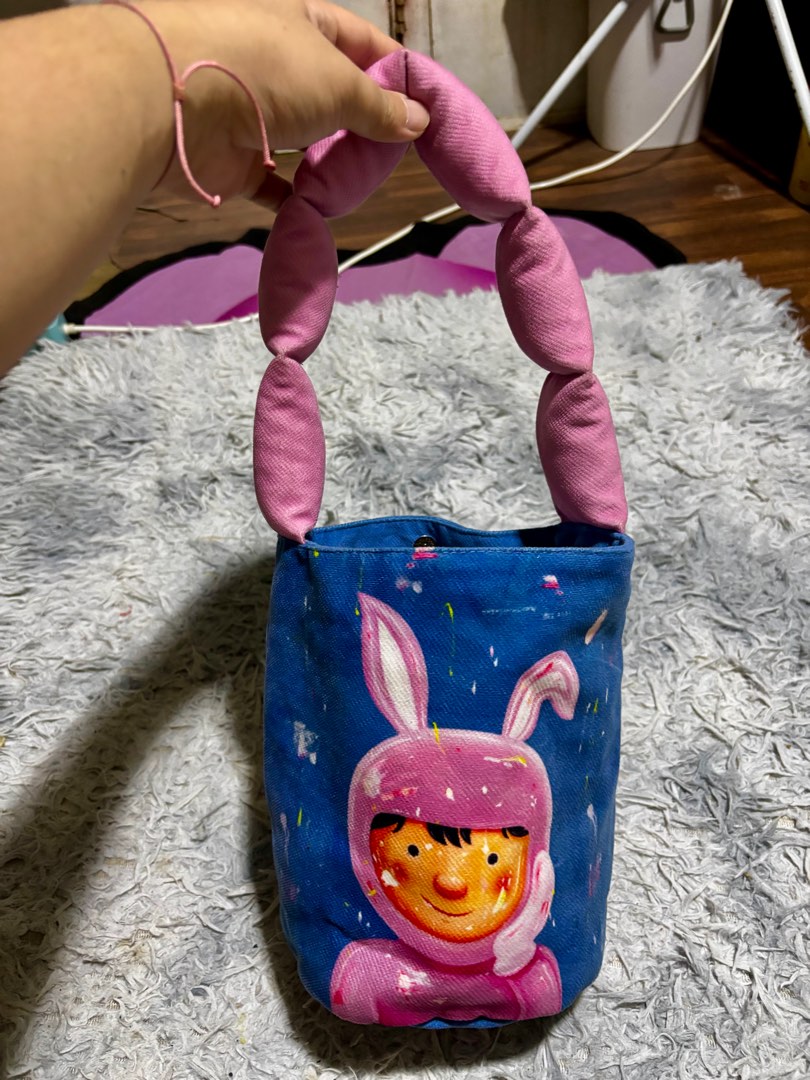 Skechers Cute Bucket Bag, Luxury, Bags & Wallets on Carousell