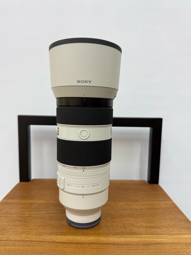 Sony FE 100-400mm F/4.5-5.6. GM OSS, Photography, Lens & Kits on Carousell
