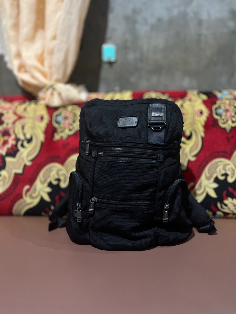 TUMI KNOX BACKPACK, Men's Fashion, Bags, Backpacks on Carousell