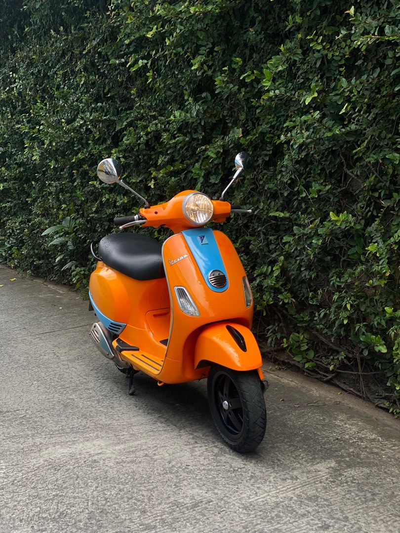 VESPA LX 150 2011 injeksi, Motor di Carousell