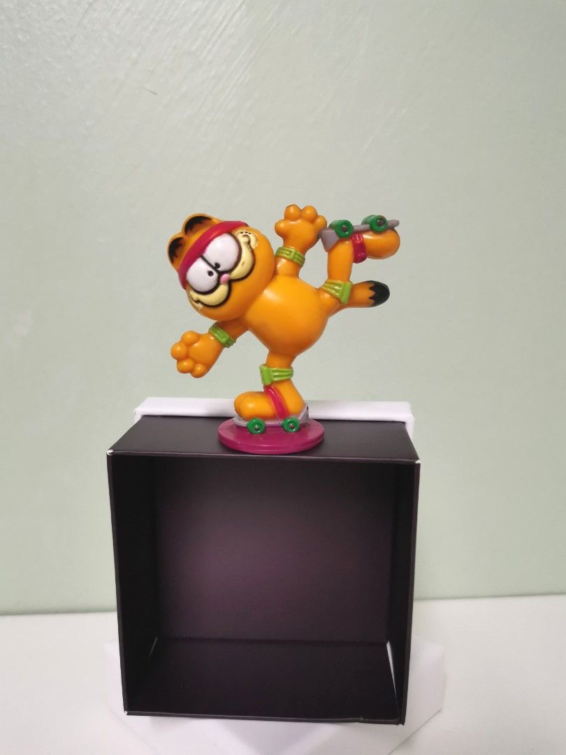 Vintage Garfield Skating figurine, Hobbies & Toys, Toys & Games on ...