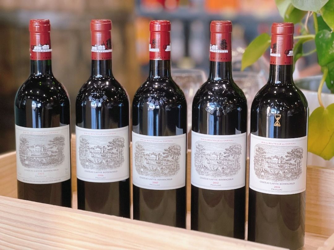 回收五大名莊紅酒 拉菲 Lafite 拉圖 Latour 木桐 Mouton 瑪歌 Margaux 侯伯王 Haut Brion 柏圖斯 Petrus 里鵬 Le Pin 勒樺 Leroy ...