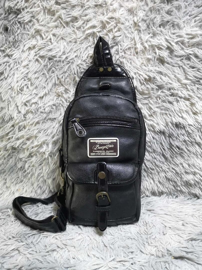 BREEZE WAVE Black Calfskin Leather Chest Bag – L: 16" × W: 9", Men's ...
